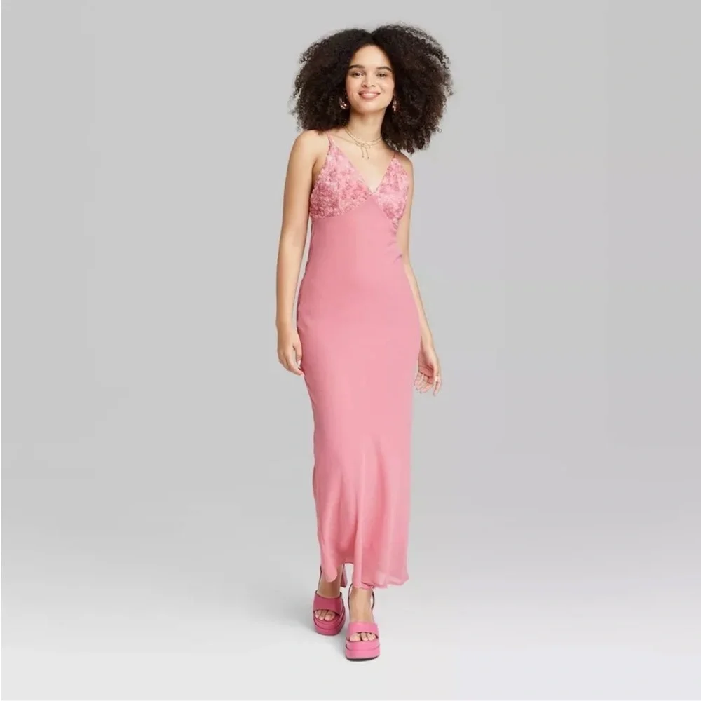 wild fable | Dresses | Wild Fable Pink Rosette Floral Cup Vneck Mesh ...